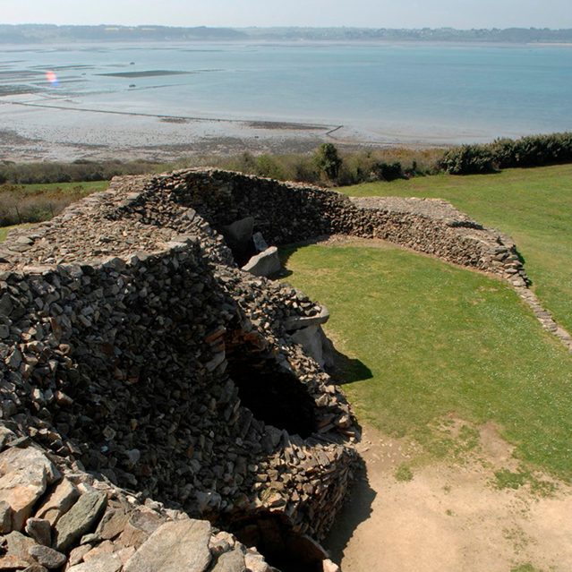 Bienvenue au Grand cairn de Barnenez